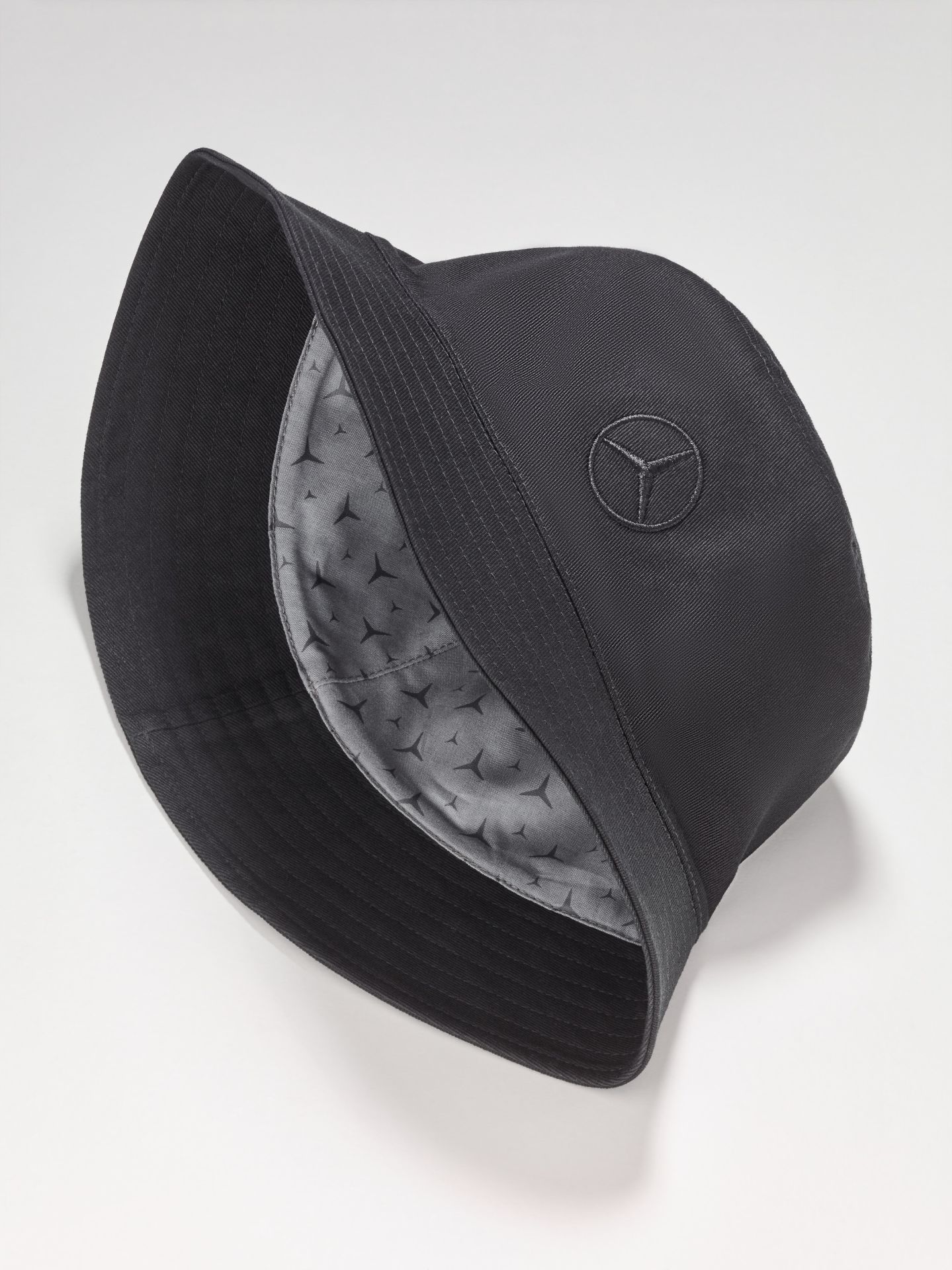 Mercedes-Benz Caps & Mützen kaufen | Offizieller Mercedes-Benz Shop
